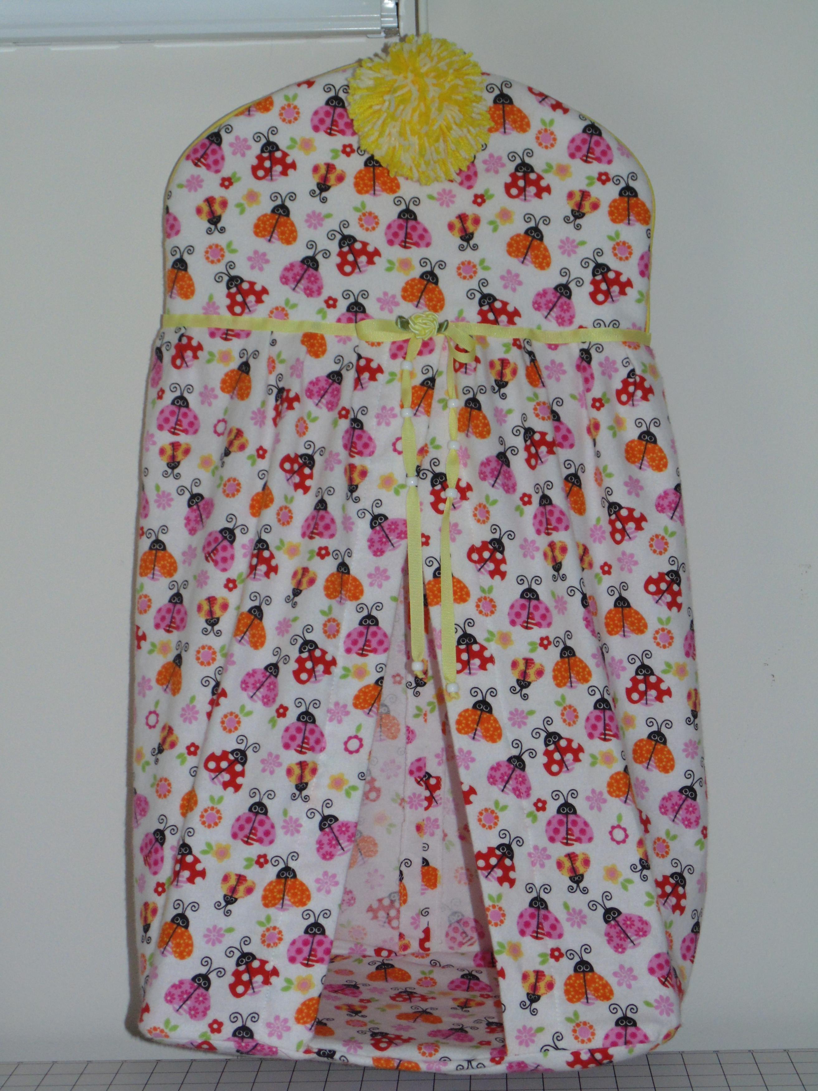 Hanging Diaper Holder on Luulla